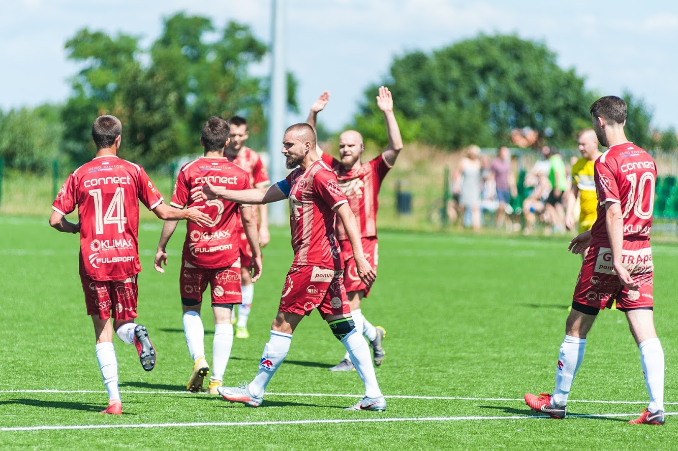 Z Gromem u siebie! - HEIRO RZESZOW futsal team